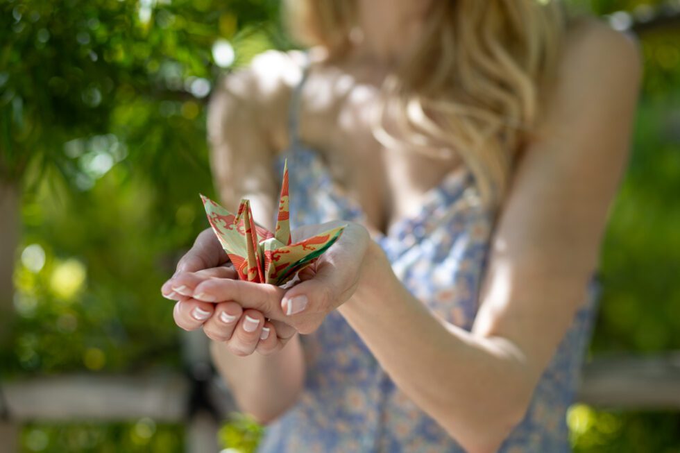 Capturing Spring: A Photo Shoot at Earl Burns Miller Japanese Gardens ...